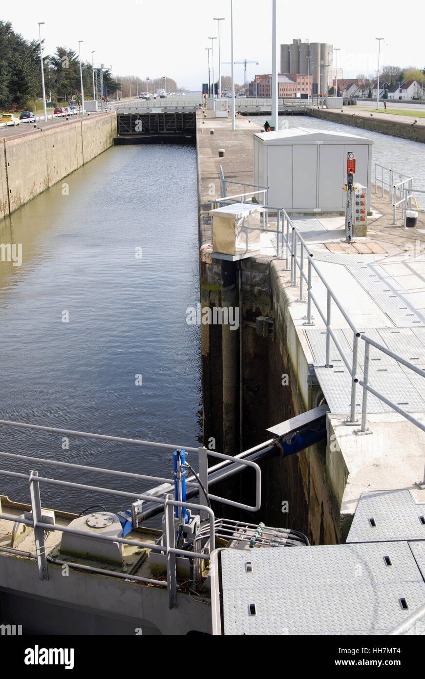 canal, lock, navigation, goal, passage, gate, archgway, gantry ...