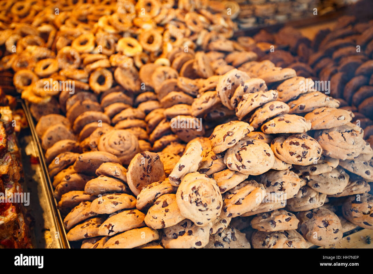 Counter with cookies at the street market Stock Photo - Alamy