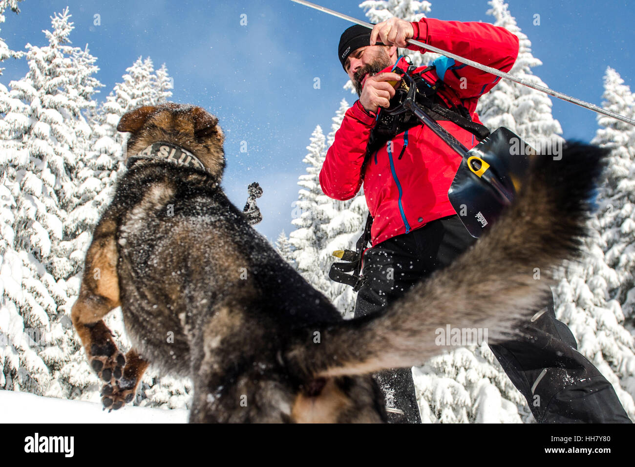 Pec Pod Snezkou, Czech Republic. 17th Jan, 2017. Mountain Rescue ...