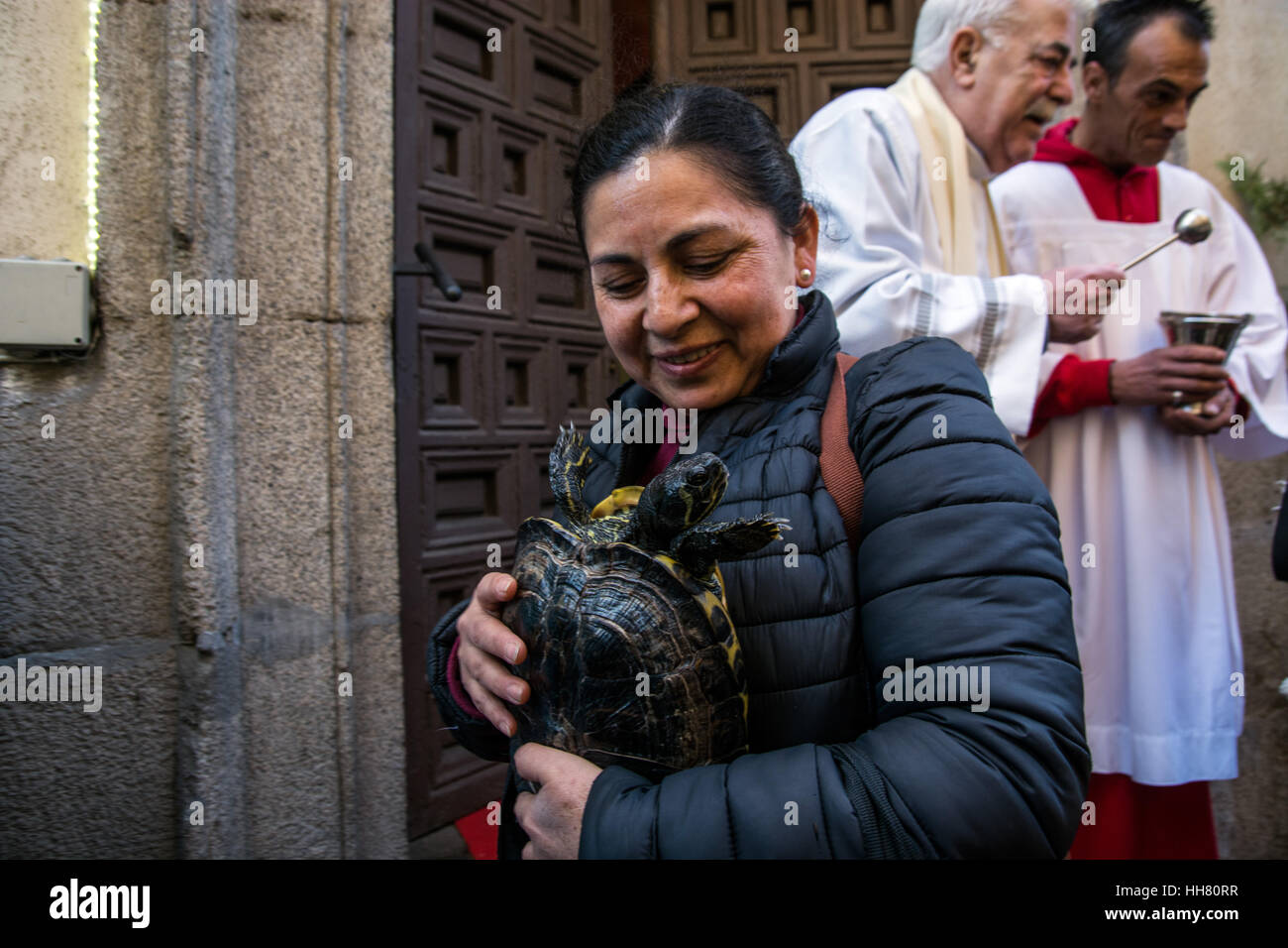 Priest blessing animal hi-res stock photography and images - Alamy