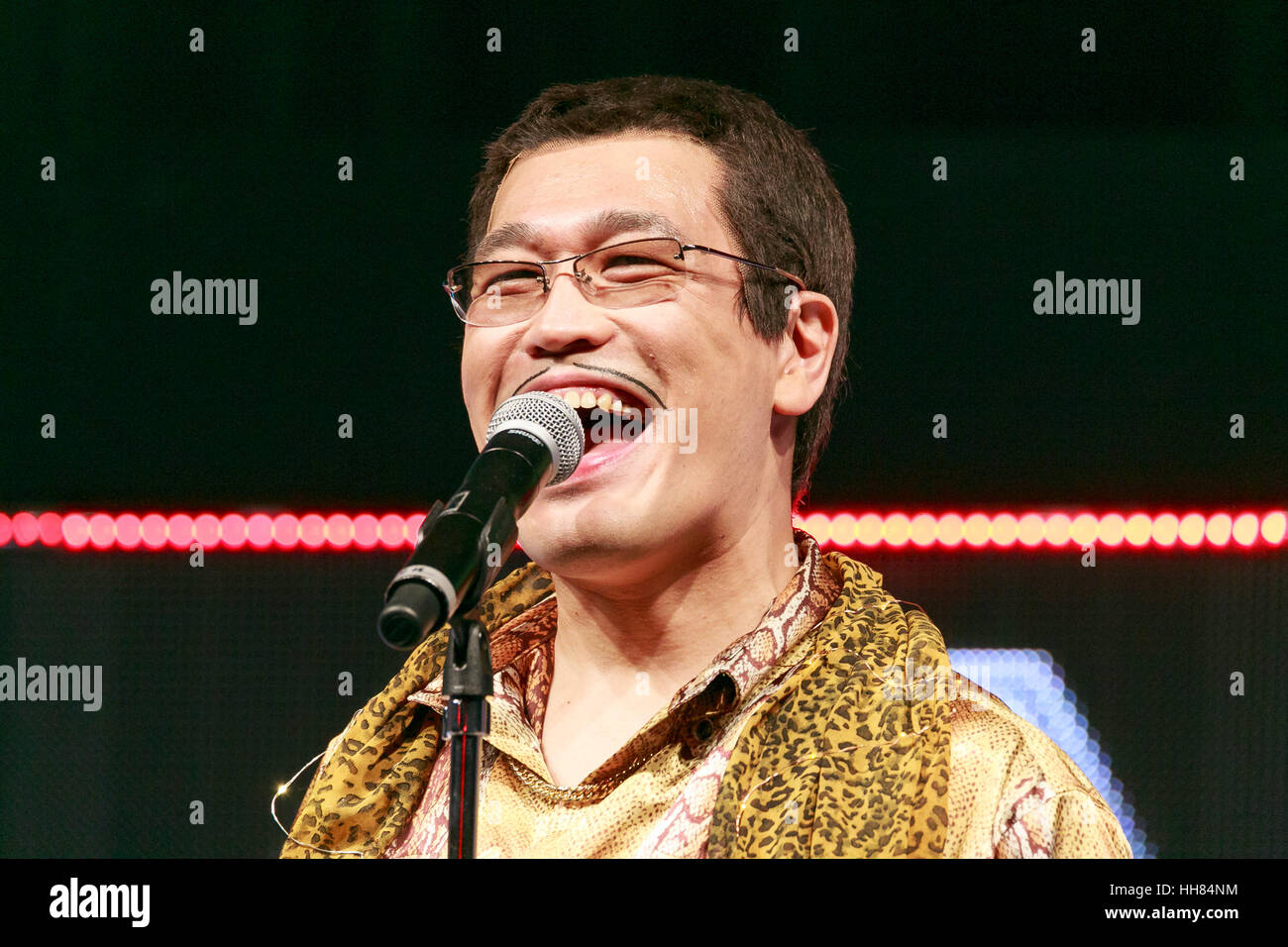 Event promotions hi-res stock photography and images - Alamy