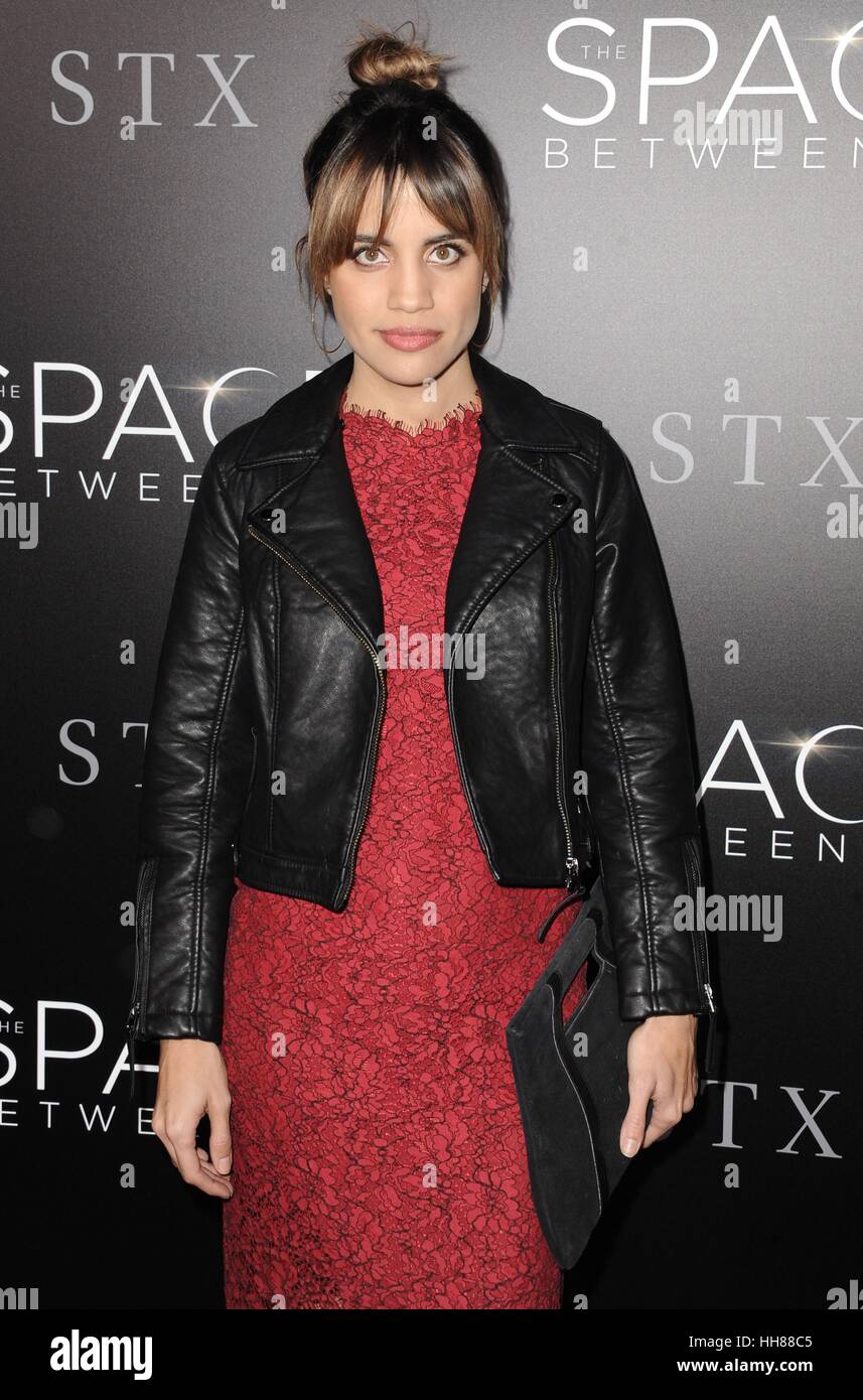 Los Angeles, CA, USA. 17th Jan, 2017. Natalie Morales at arrivals for ...