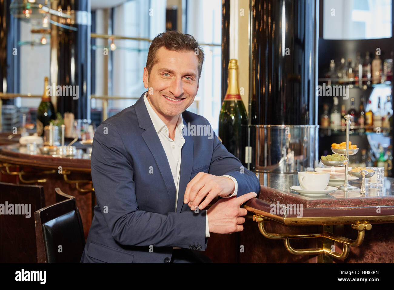 Hamburg, Germany. 18th Jan, 2017. Actor Tim Seyfi sits at the bar of ...