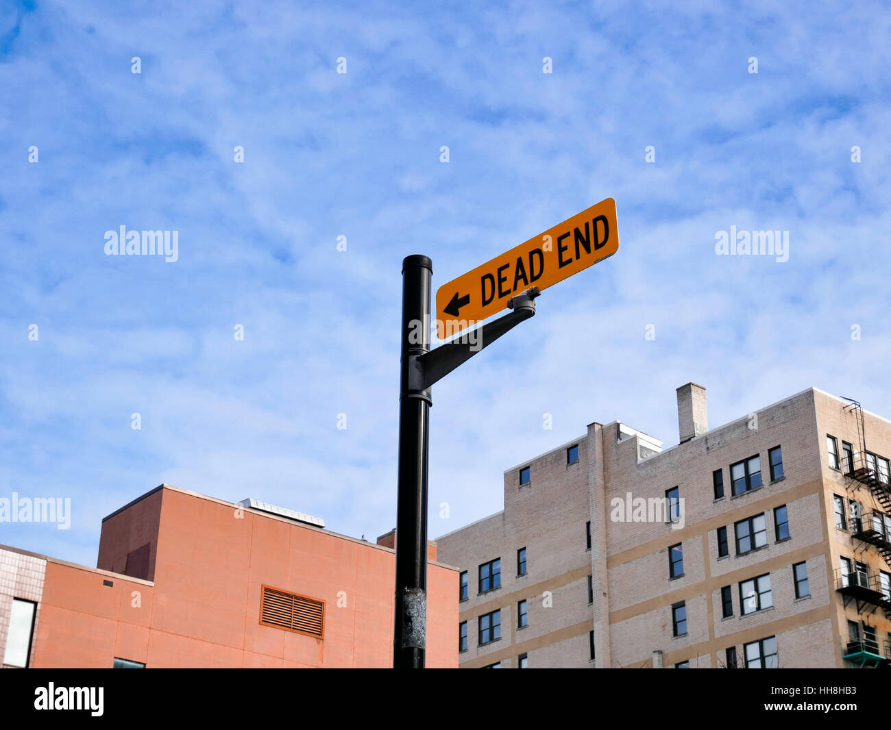 Dead end sign hi-res stock photography and images - Alamy