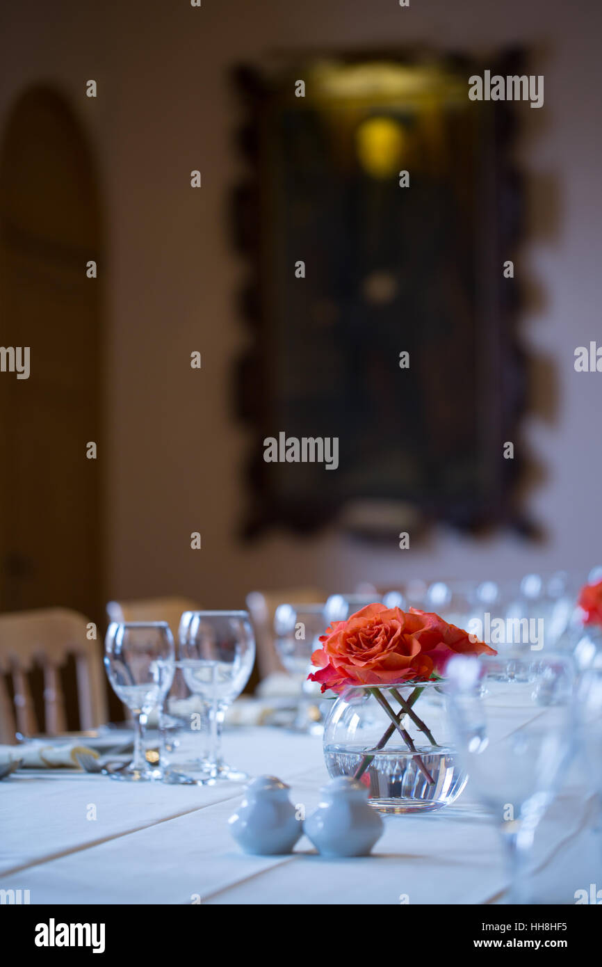 Formal dining room in an english country manor house Stock Photo - Alamy