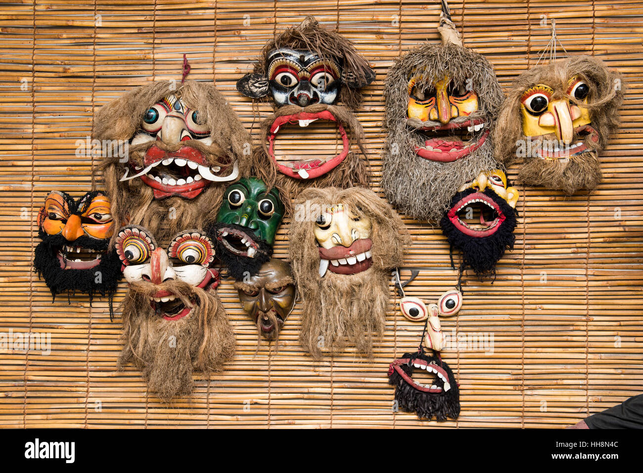Sri lankan mask hi-res stock photography and images - Alamy