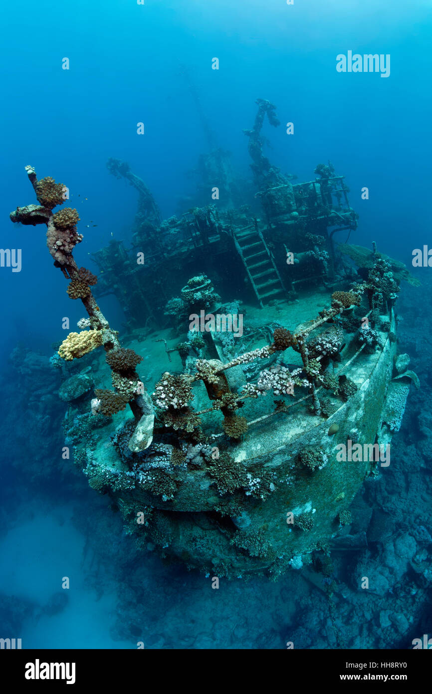 Underwater photography sunken ship wreck hi-res stock photography and ...