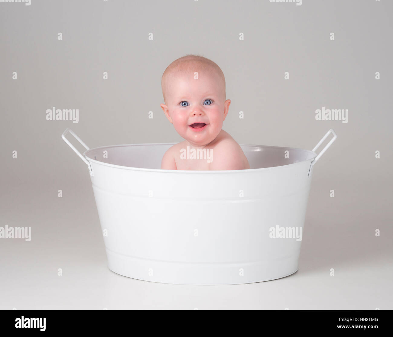 Baby bath sit hi-res stock photography and images - Alamy