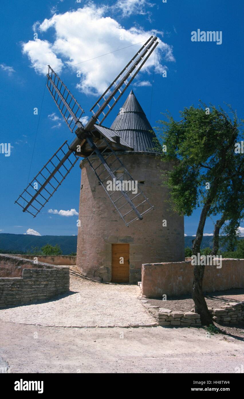 France goult provence hi-res stock photography and images - Alamy