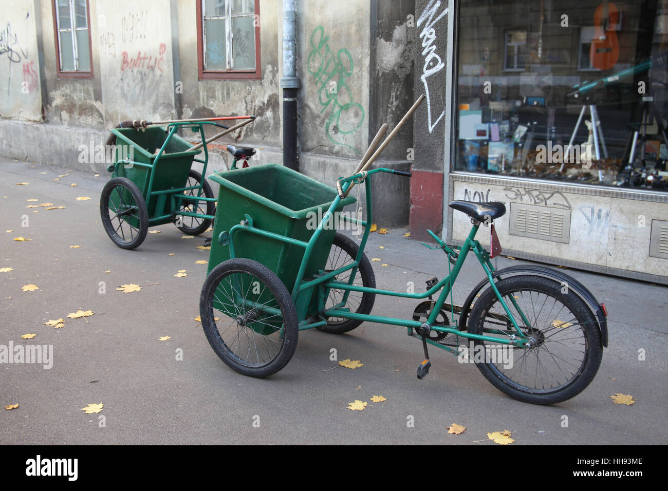 city, town, environment, enviroment, wheel, ride, public, transport ...