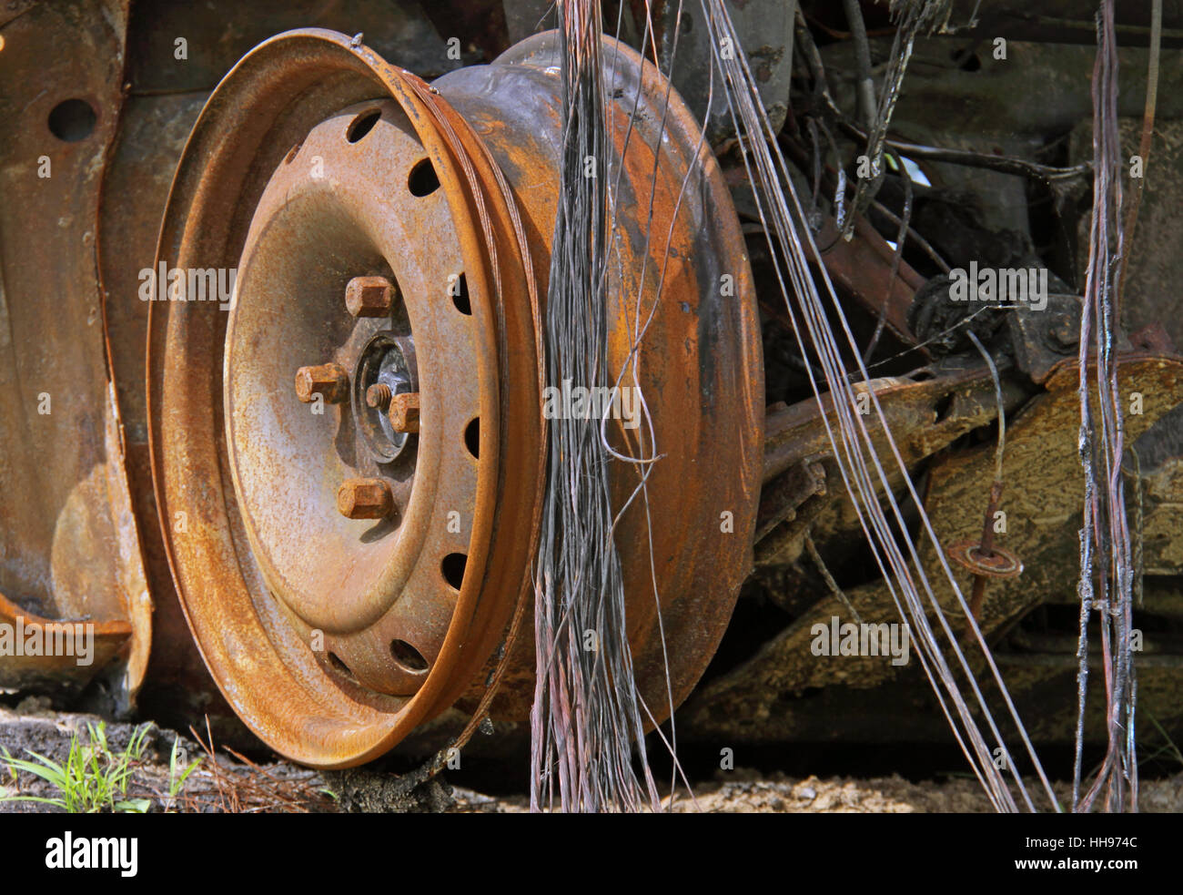 rusty, rust, wreck, corrosion, scrap yard, rim, felly, wheel, traffic ...