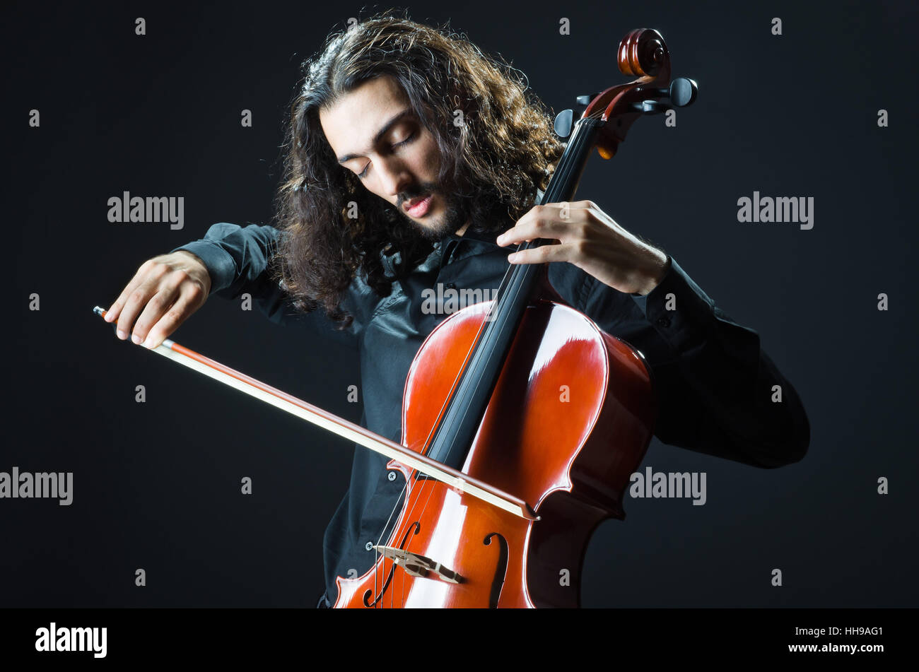 Man playing the cello Stock Photo - Alamy