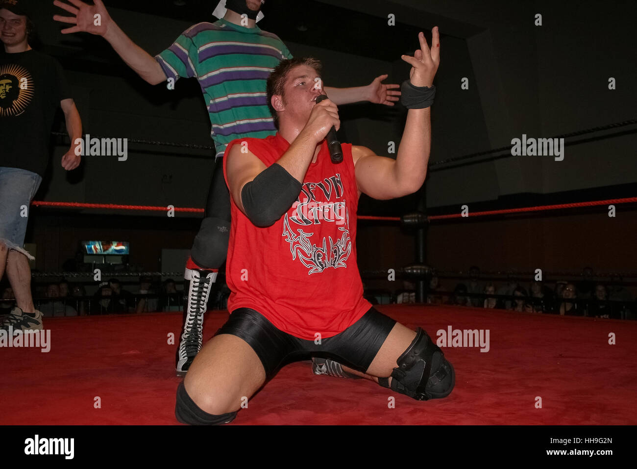 Canadian WWE superstar Kevin Owens, then using his real name of Kevin ...