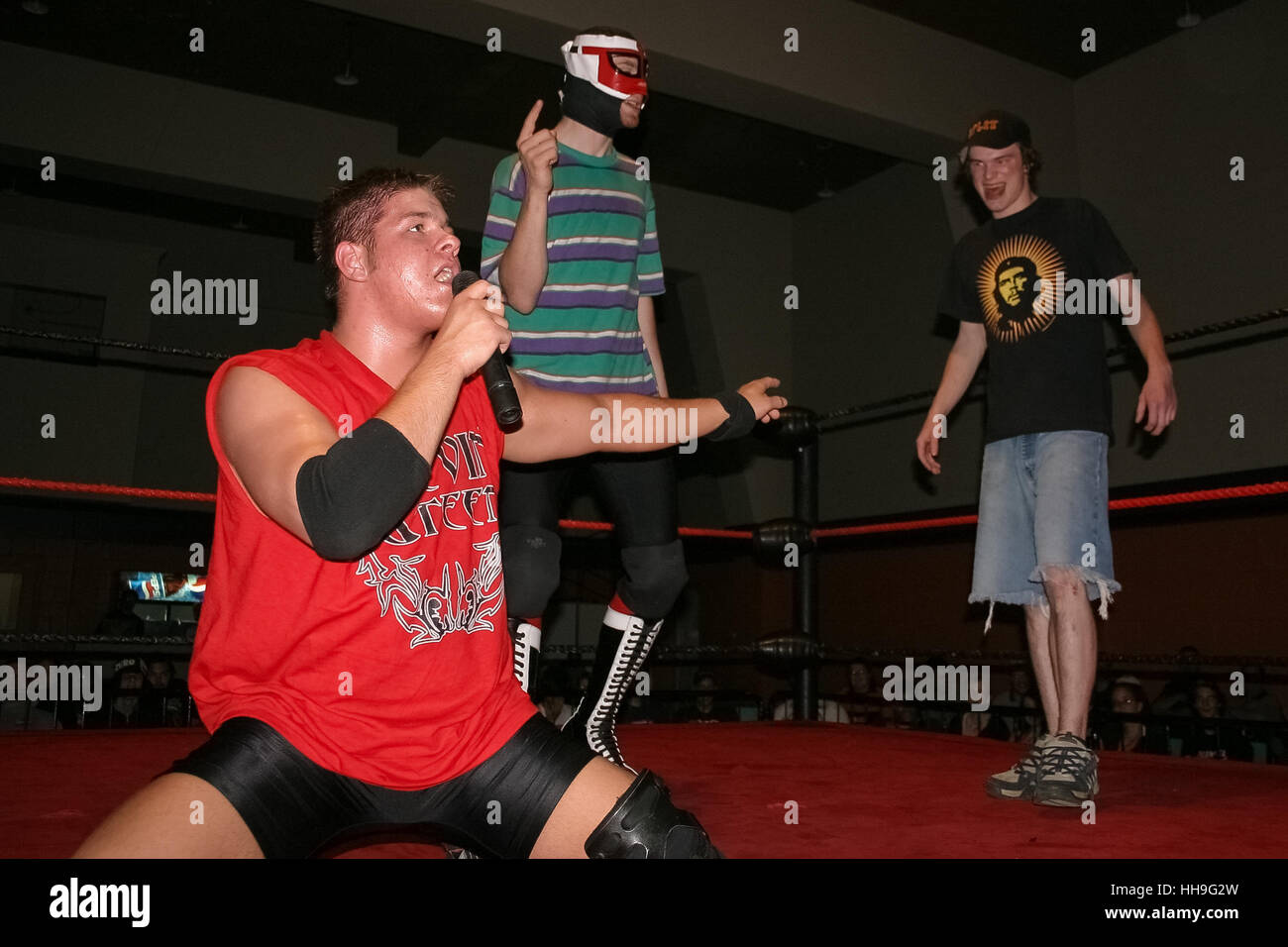 Canadian WWE superstar Kevin Owens, then using his real name of Kevin ...