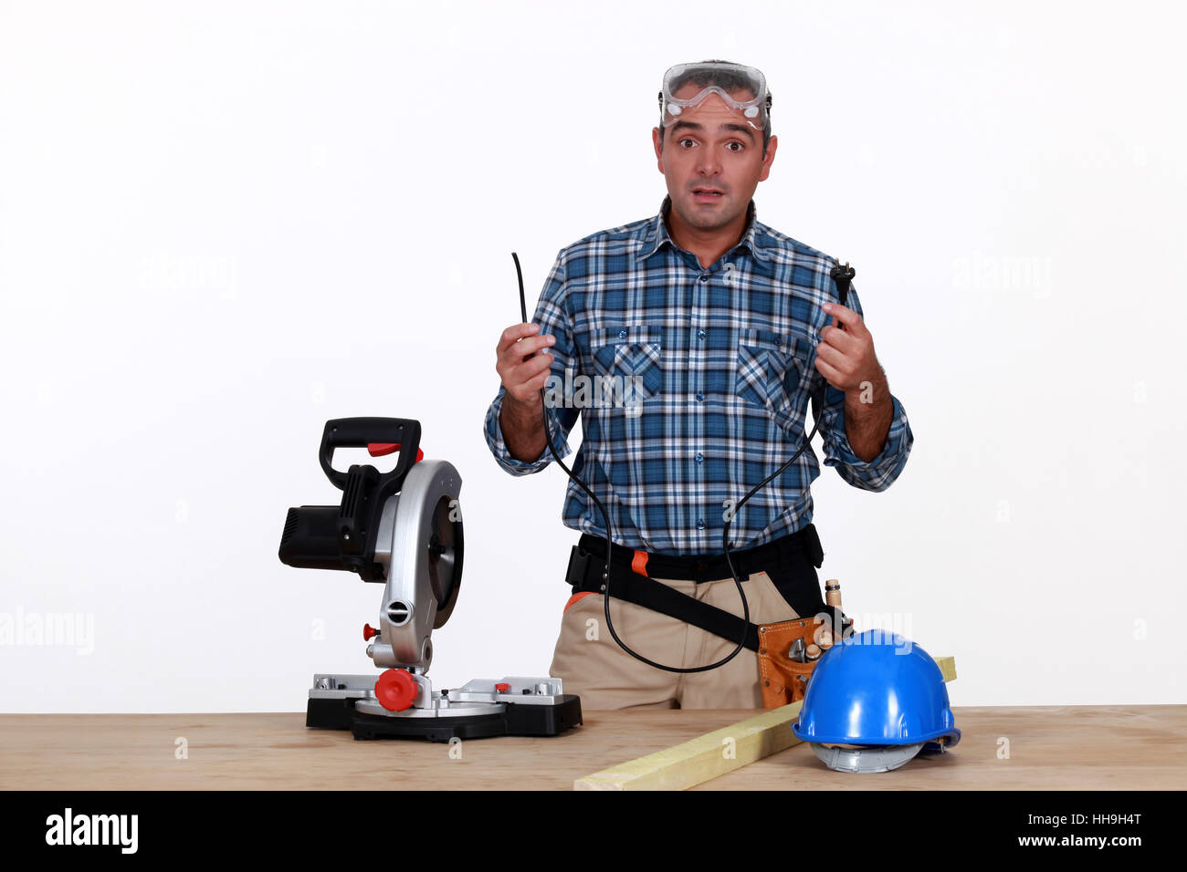 board, desk, tool, job, craftsman, tradesman, handicraftsman, workshop ...