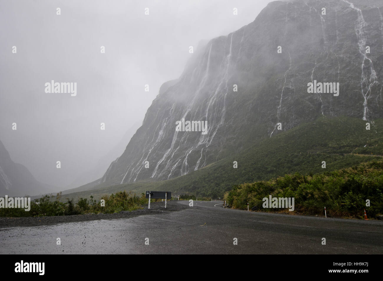Perspective view mossy stone hi-res stock photography and images - Alamy