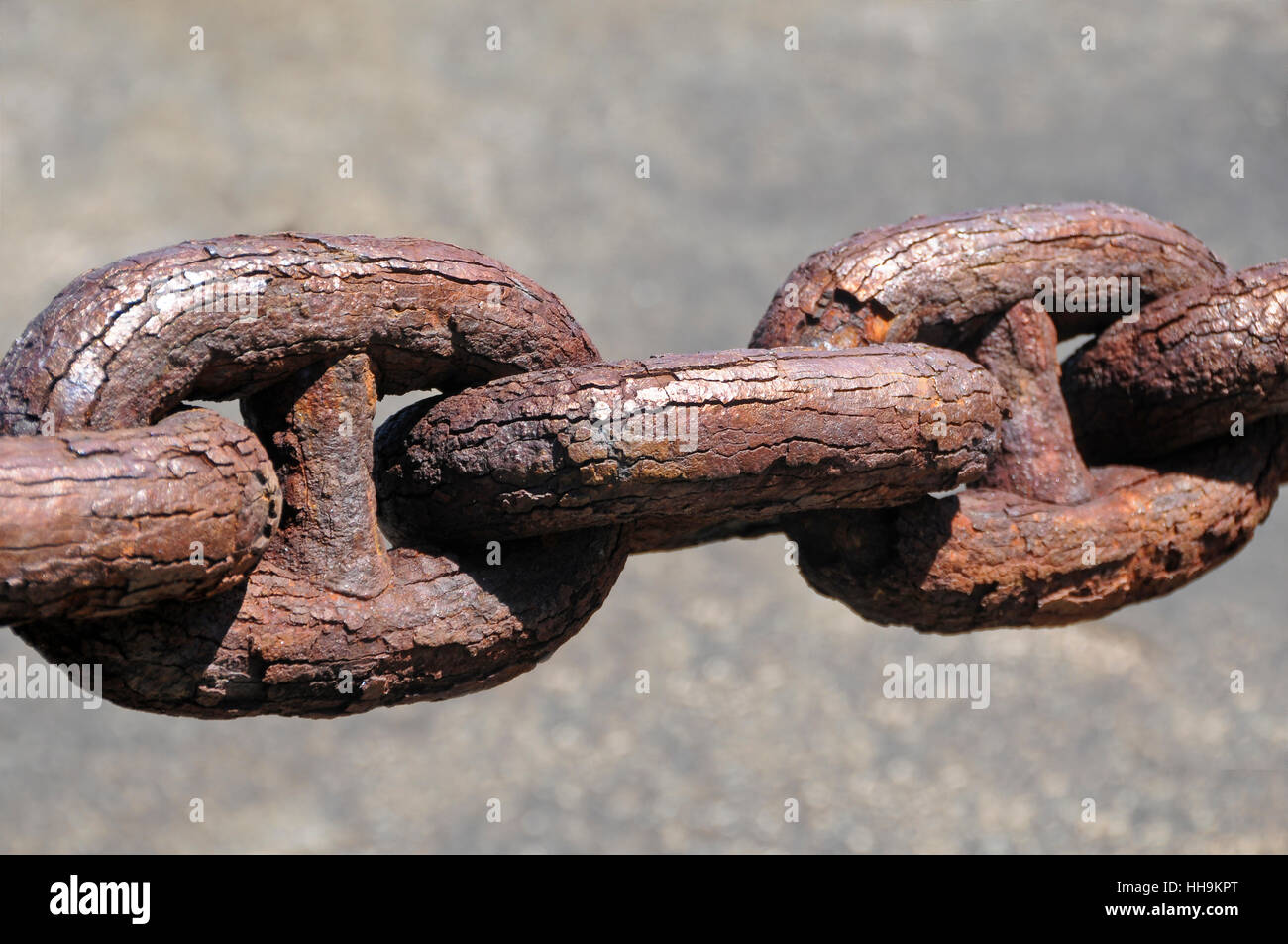 weatherSurface Breakdown of Chainlink Stock Photo - Alamy
