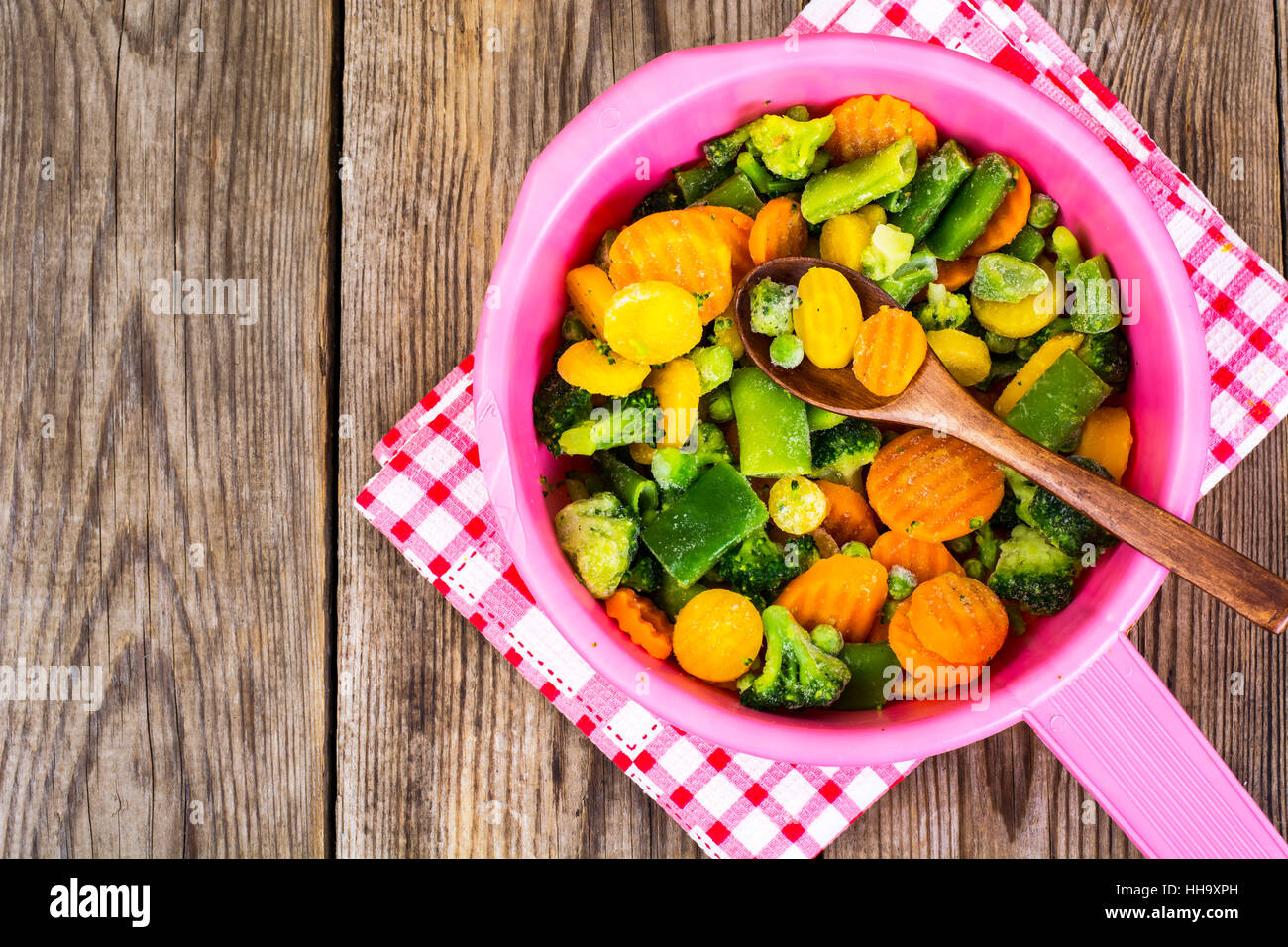 Mixed up veggies hi-res stock photography and images - Alamy