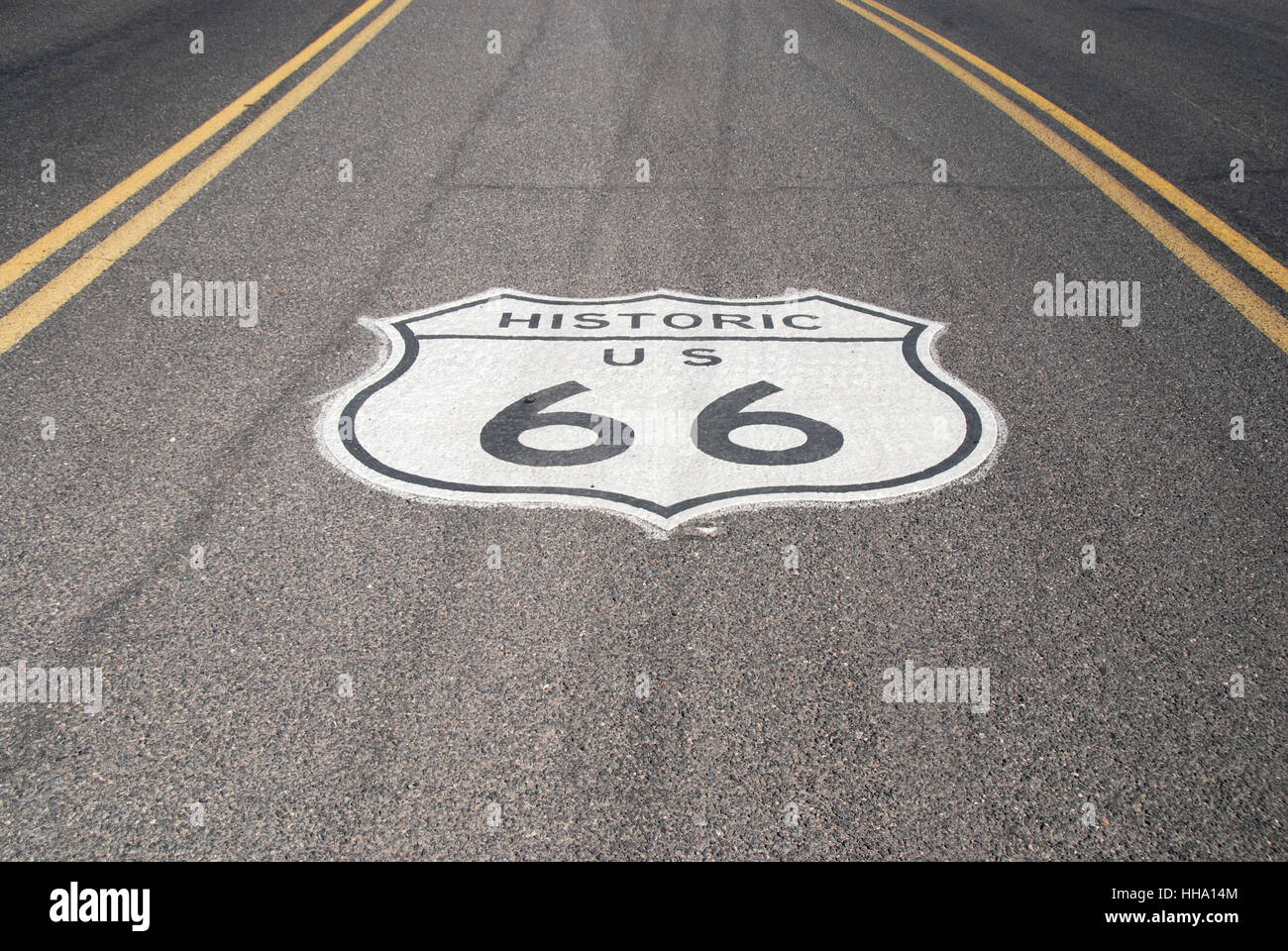 Route 66 marking highway asphalt hi-res stock photography and images ...