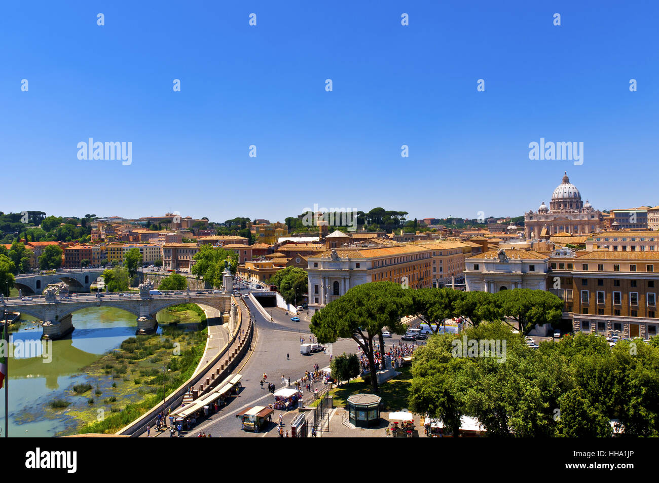 tiber and street Stock Photo - Alamy