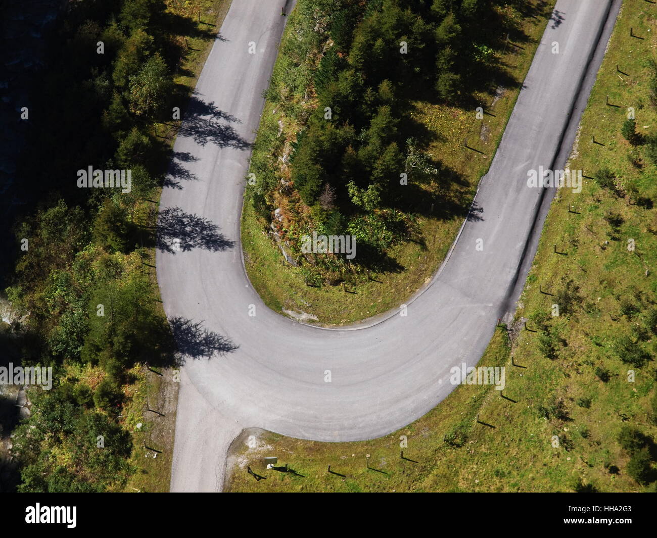 Topview of winding road hi-res stock photography and images - Alamy
