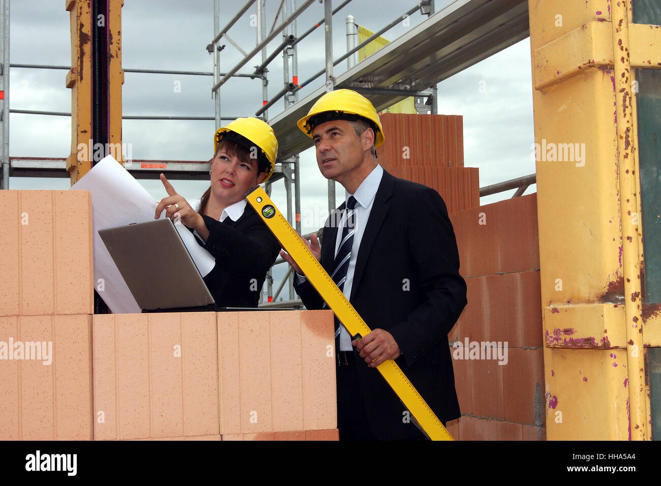 architect at the construction site Stock Photo - Alamy