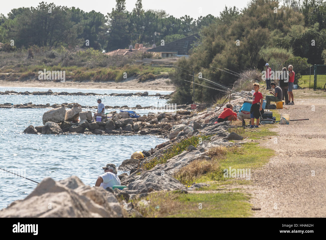 People fishing at sea hi-res stock photography and images - Alamy