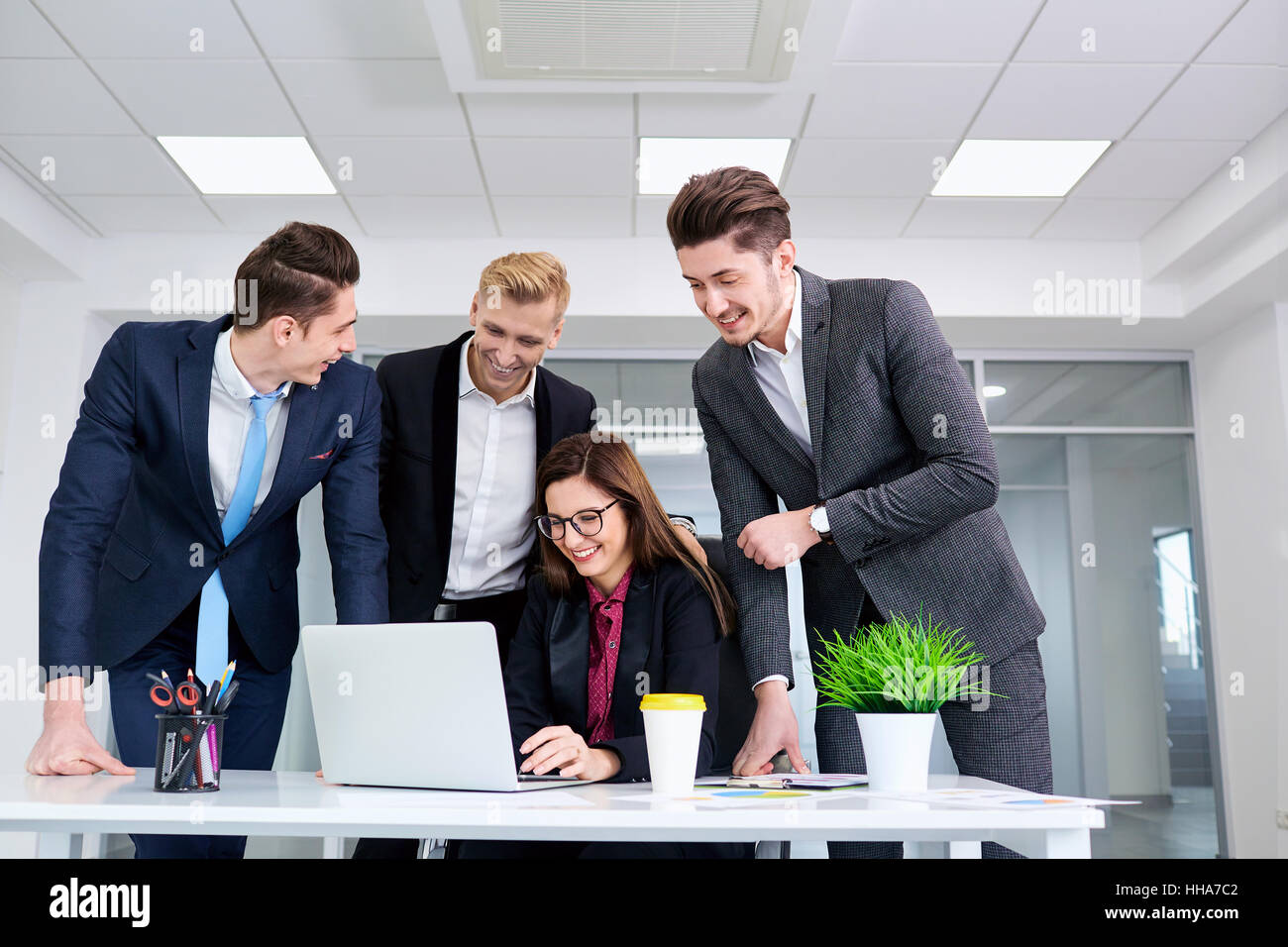 Group of people laughing business hi-res stock photography and images ...