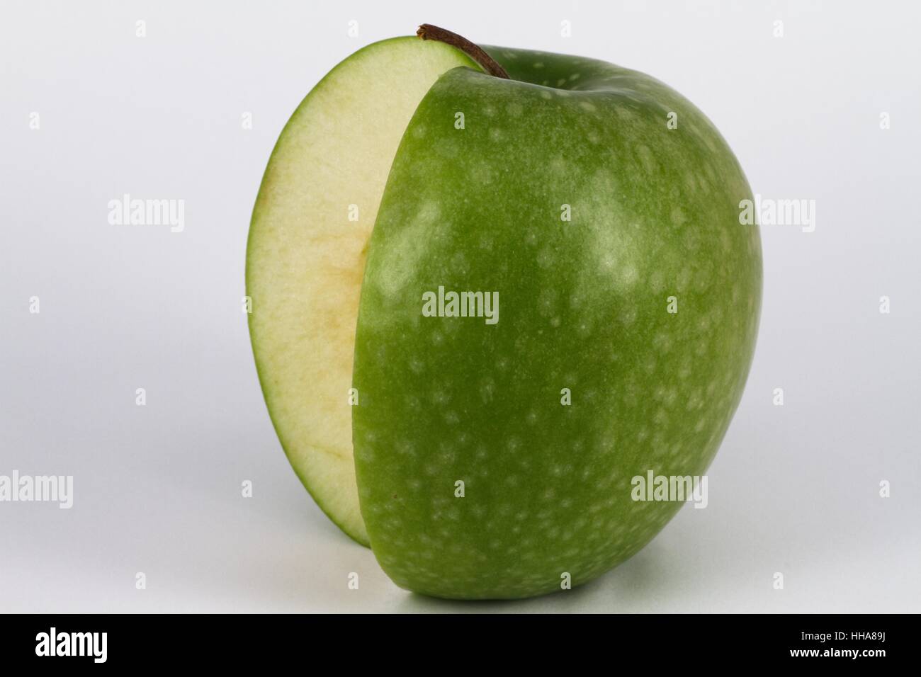 Granny Smith green apple Stock Photo - Alamy