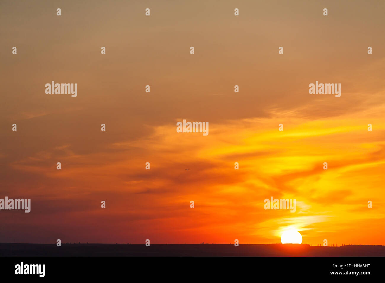 Red orange sky at sunset Stock Photo - Alamy
