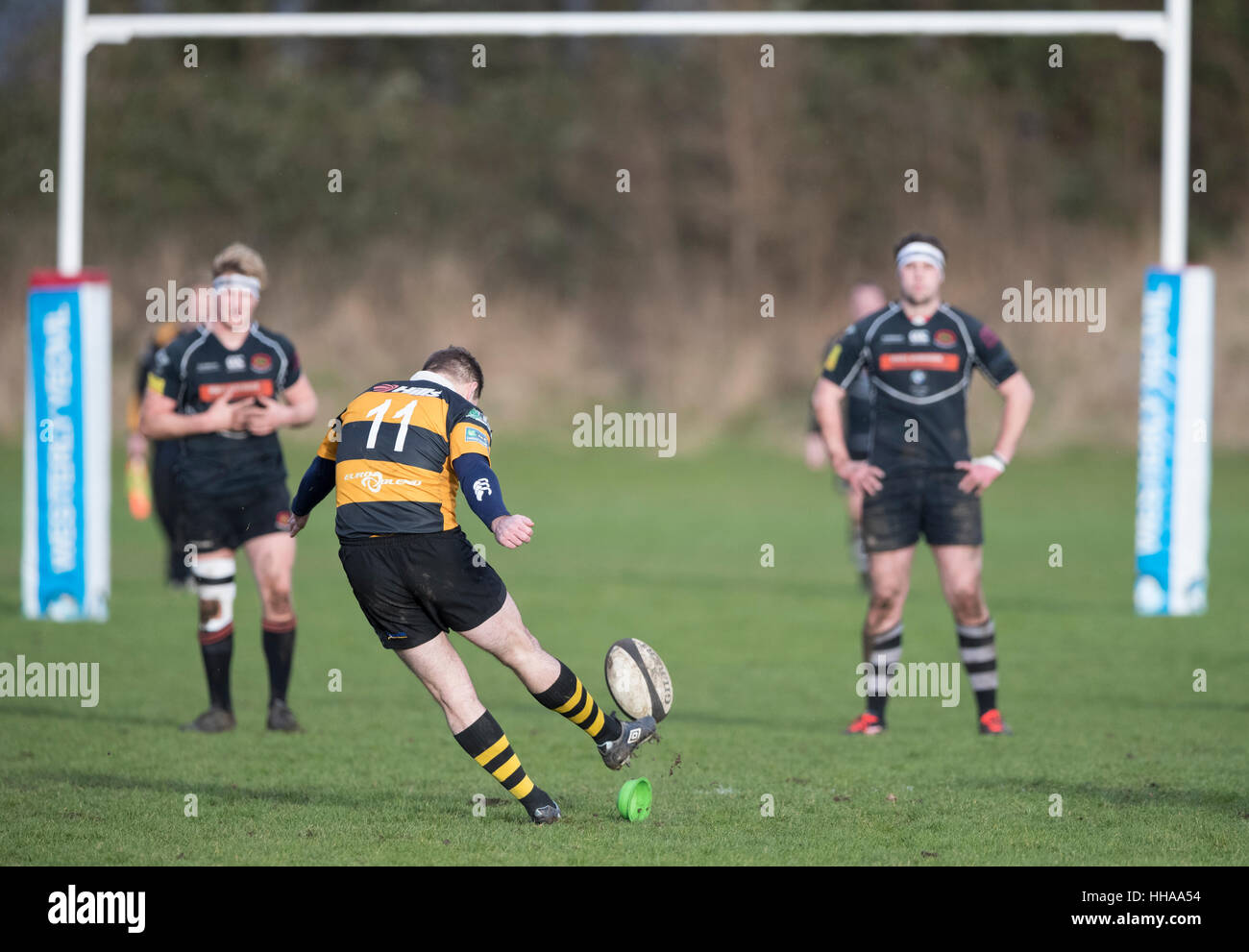 Rugby conversion posts hi-res stock photography and images - Alamy