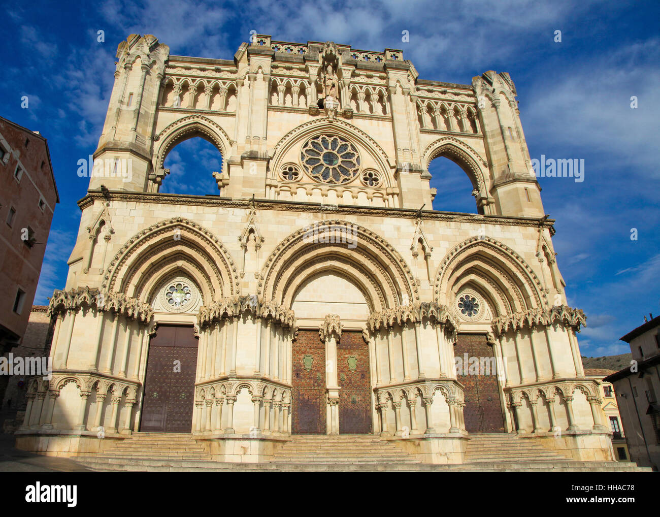 cathedral, spain, spanish, landmark, travel, church, city, town ...