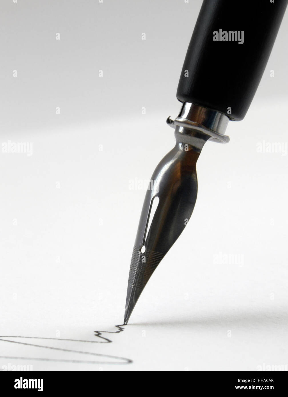 nib tip closeup Stock Photo - Alamy