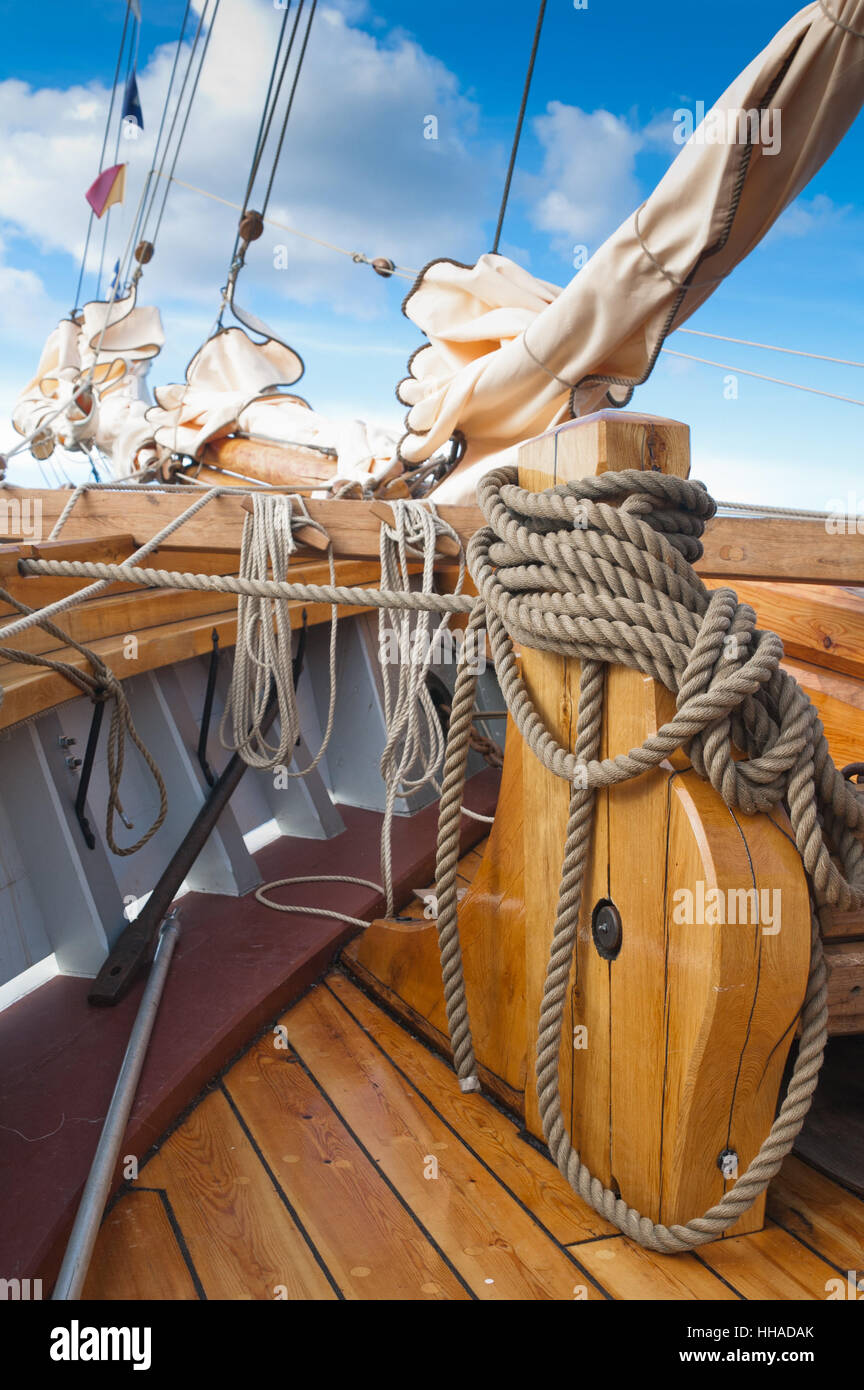 vessel, ship, salt water, sea, ocean, water, sailing boat, sailboat ...