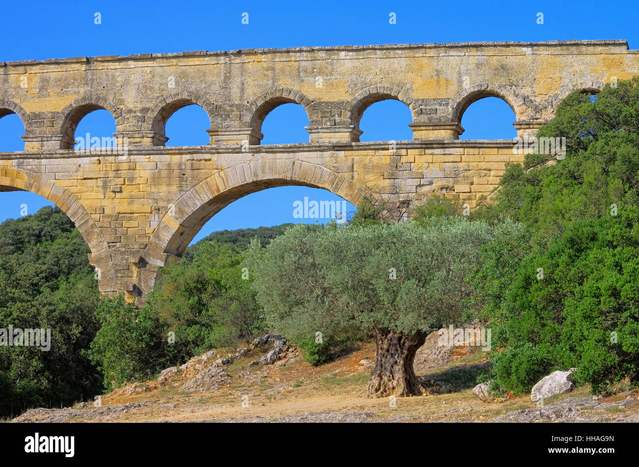 Rome aqueduct hi-res stock photography and images - Alamy