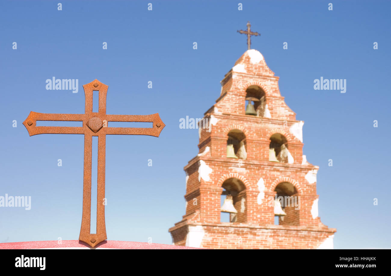 Filigree cross hi-res stock photography and images - Alamy