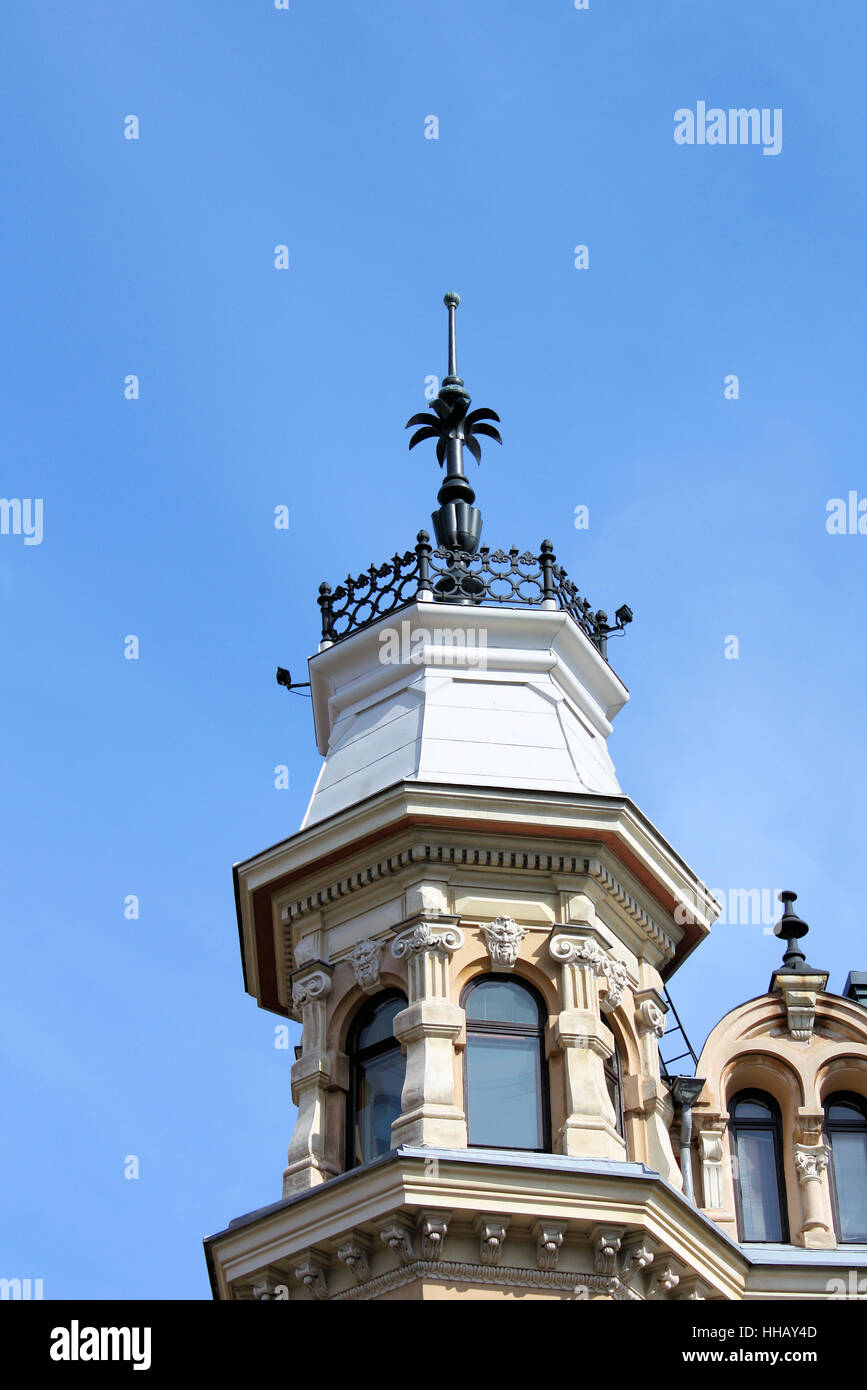 Corner house with tower hi-res stock photography and images - Alamy