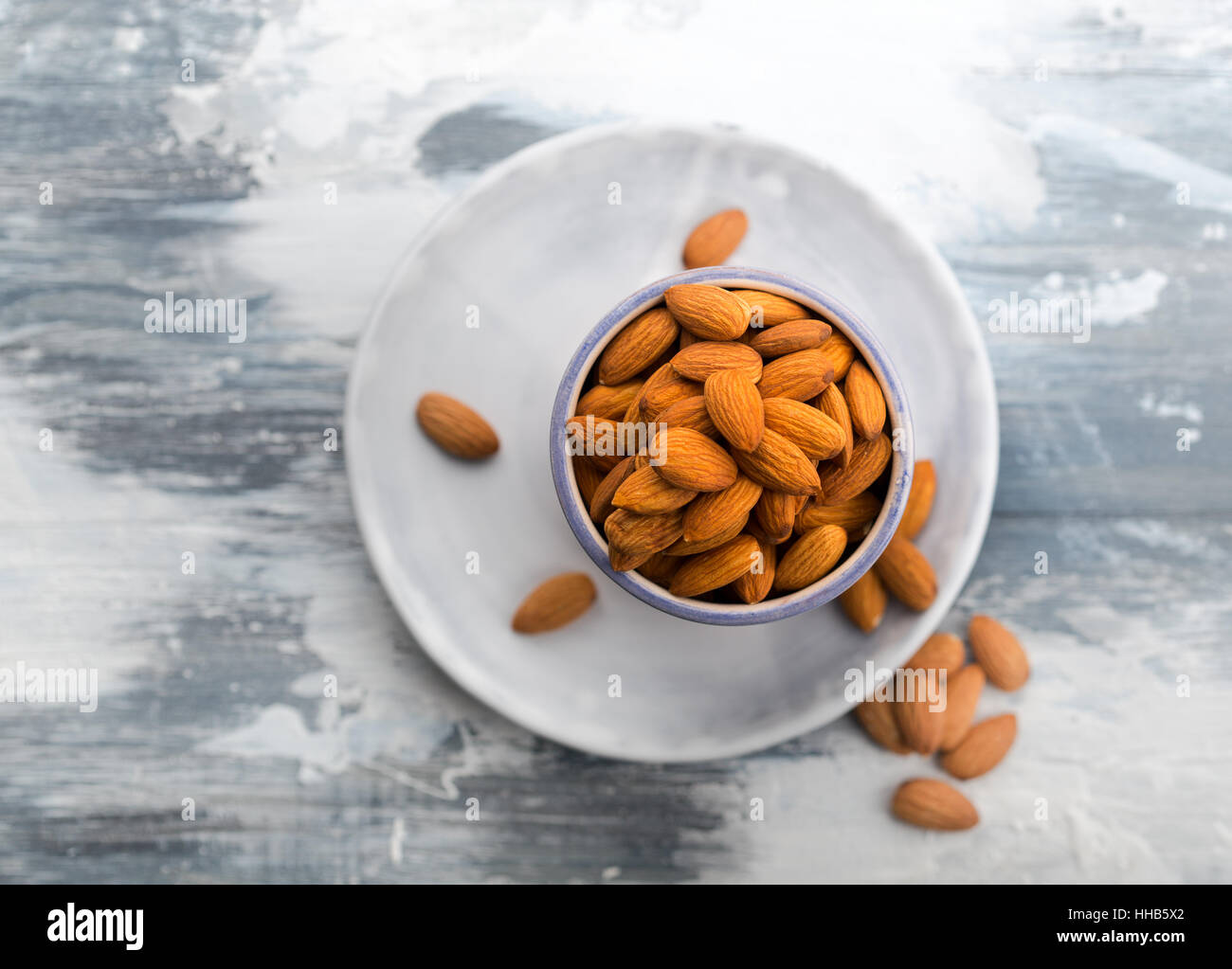 Top view of a jar full of dry almonds Stock Photo - Alamy