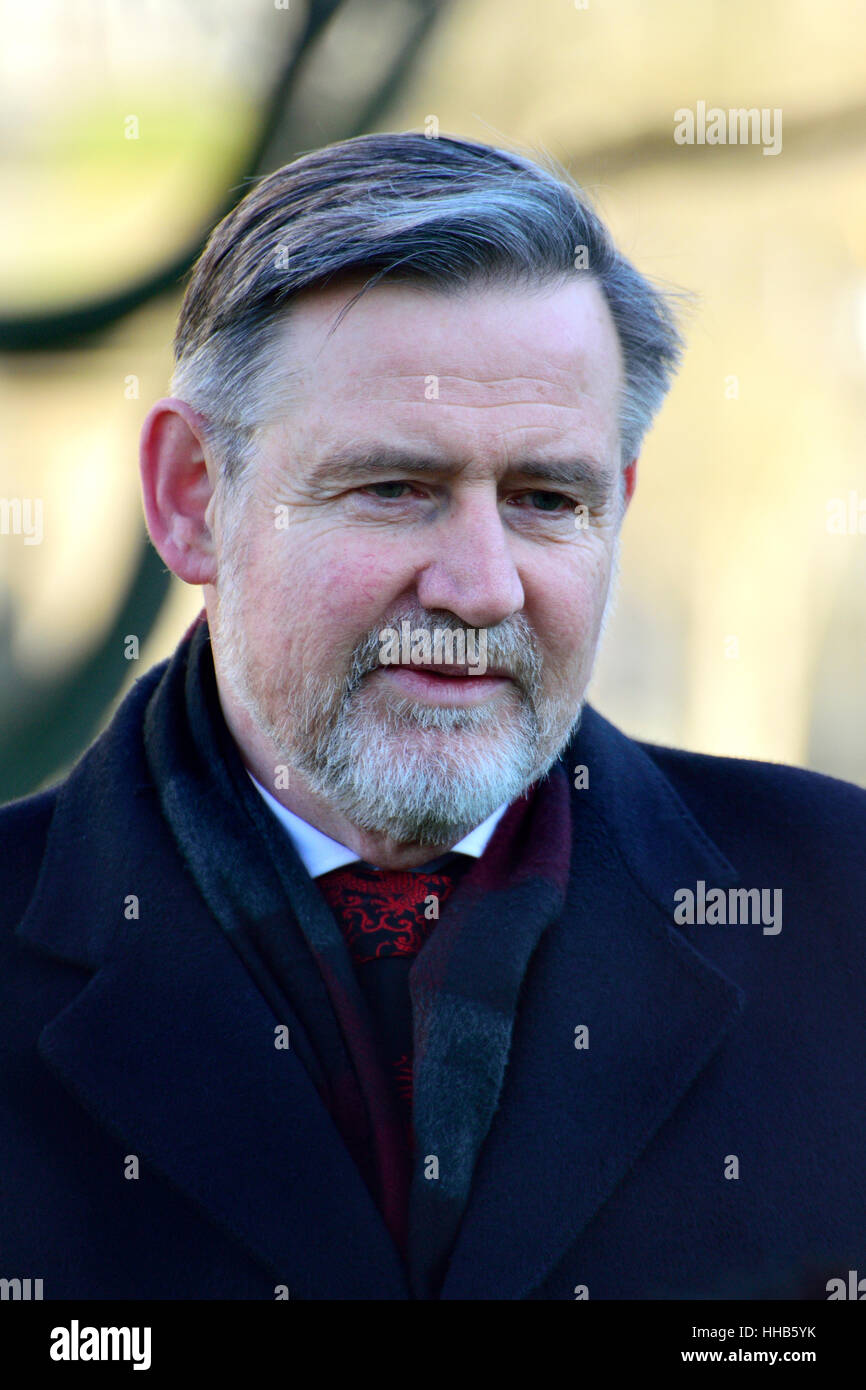 Barry Gardiner Mp Stock Photos & Barry Gardiner Mp Stock Images - Alamy