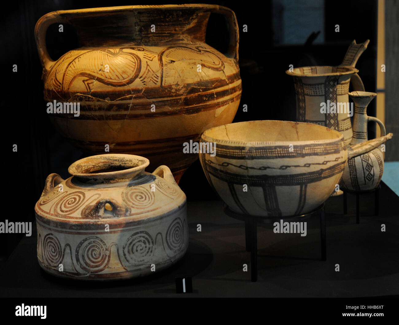 Mycenaean jug hi-res stock photography and images - Alamy