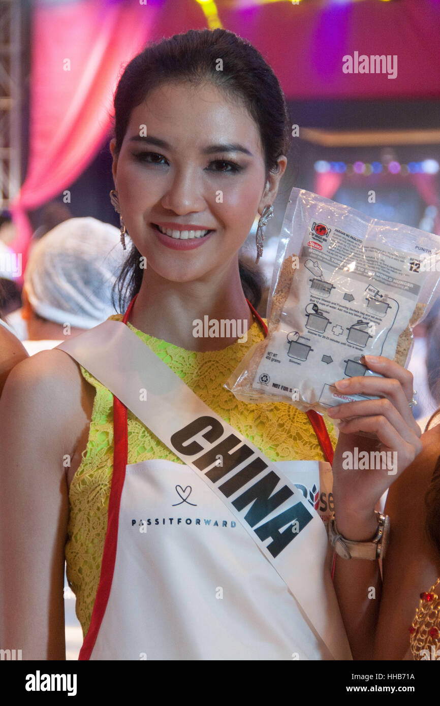 Miss china universe hi-res stock photography and images - Alamy