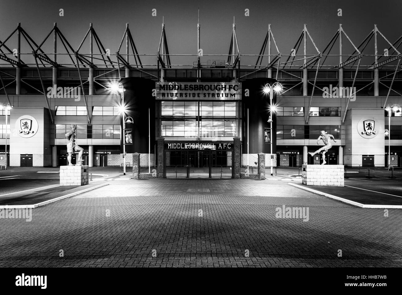 Riverside stadium hi-res stock photography and images - Alamy