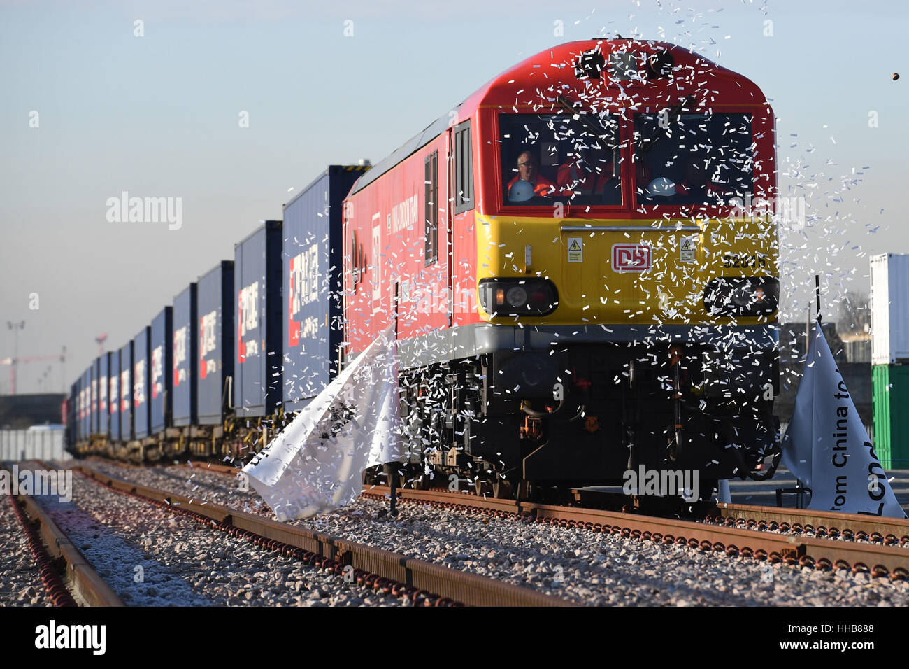 The first freight train service from China to the UK arrives at DB ...