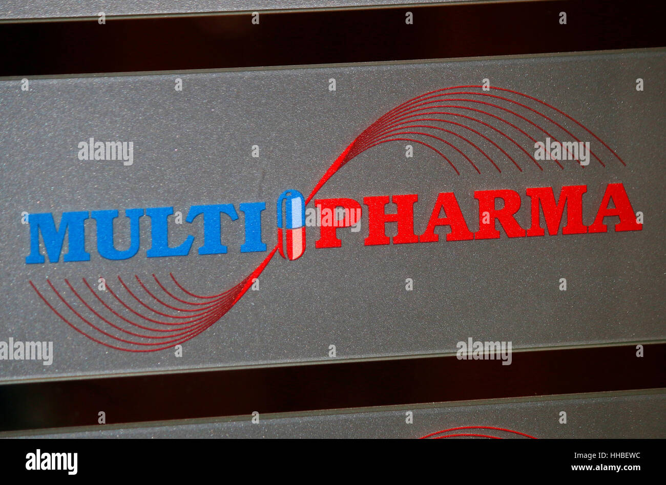 das Logo der Marke "Multi Pharma", Berlin Stock Photo - Alamy