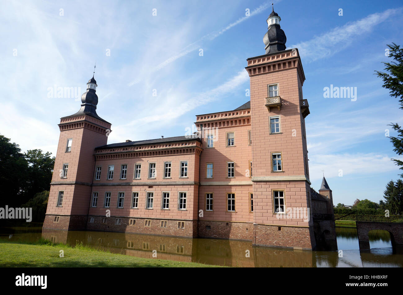 Schloss gracht hi-res stock photography and images - Alamy