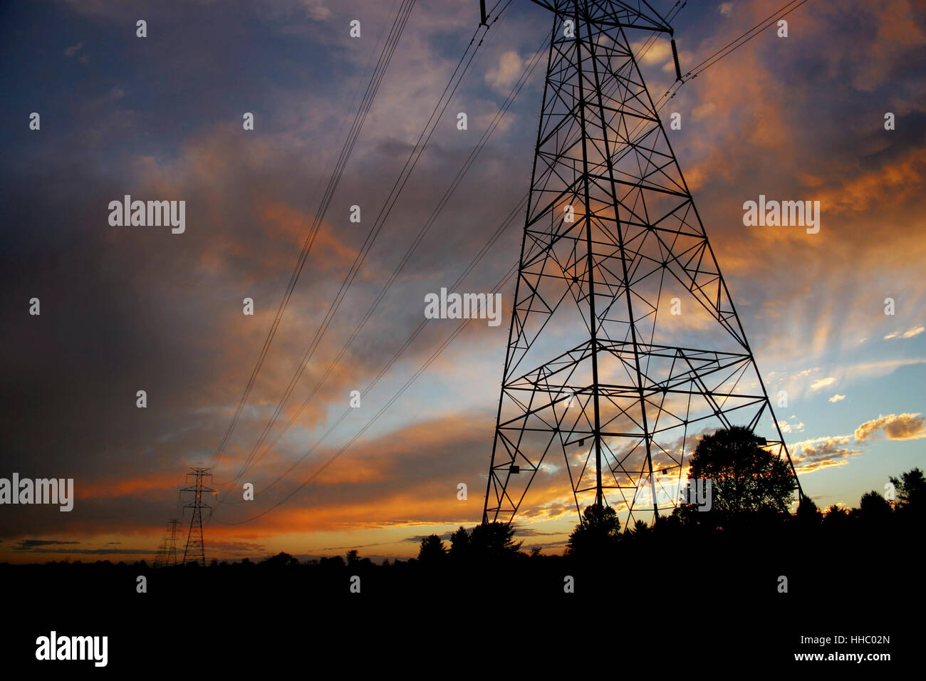 Silhouettes of towers hi-res stock photography and images - Alamy