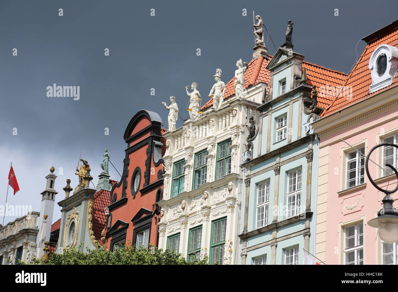 house, building, houses, poland, longer, trading area, golden, gable ...