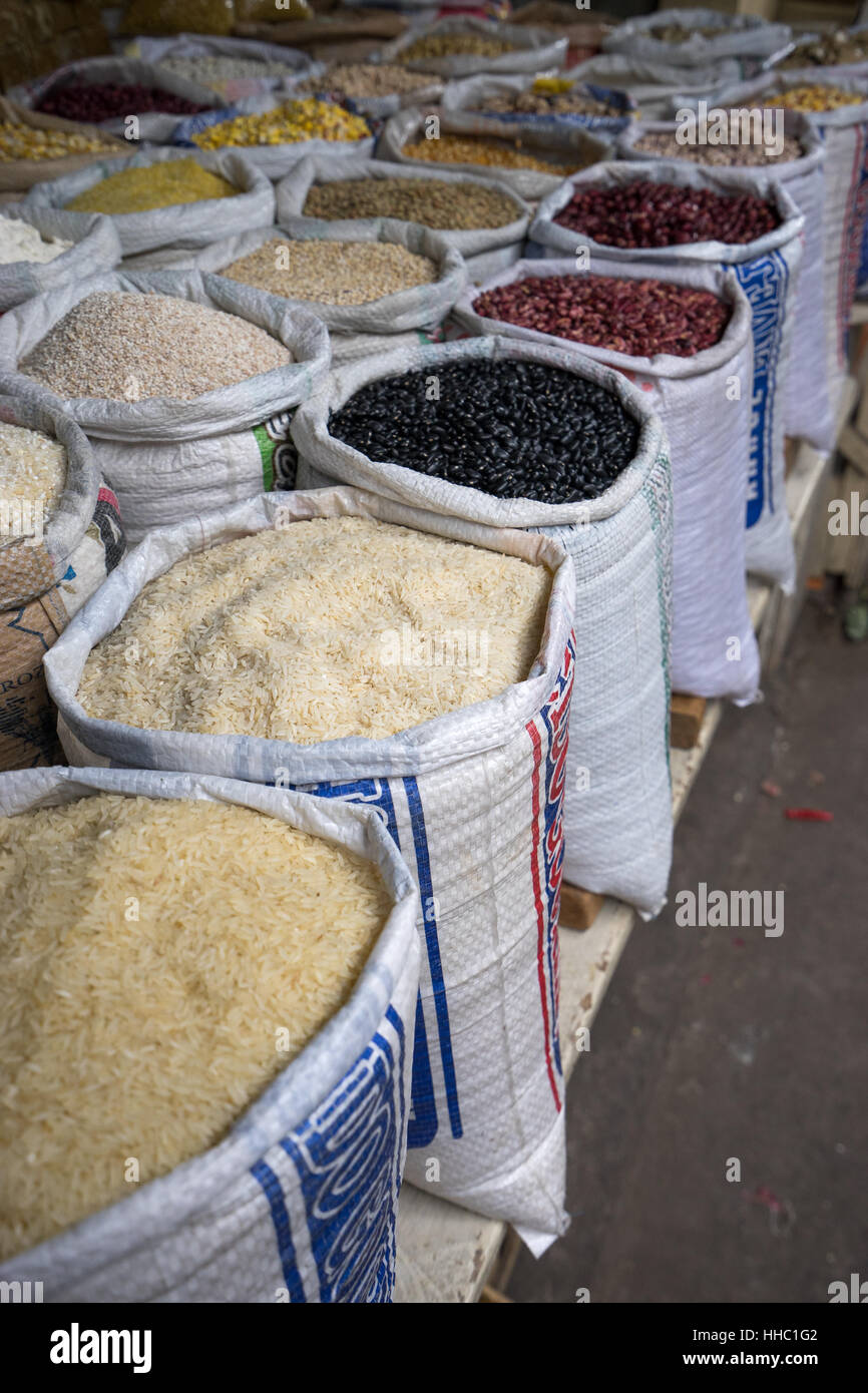 Dry goods hi-res stock photography and images - Alamy