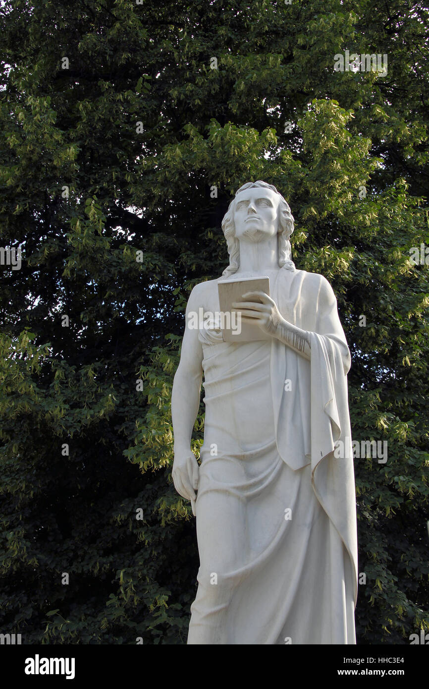 Schiller monument dresden hi-res stock photography and images - Alamy