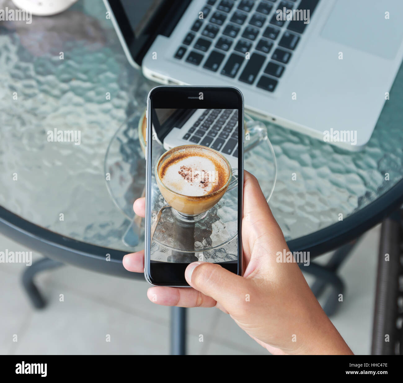 Woman photograph food phone hand hi-res stock photography and images ...